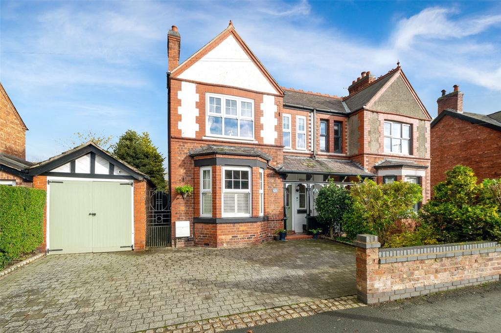 St Anns Road, Middlewich 3 bed semi-detached house - £295,000