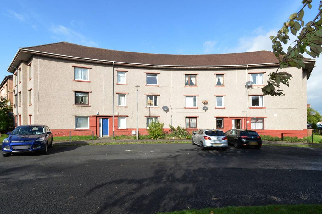 20/6 West Pilton Rise, Edinburgh, EH4... 3 bed flat - £130,000
