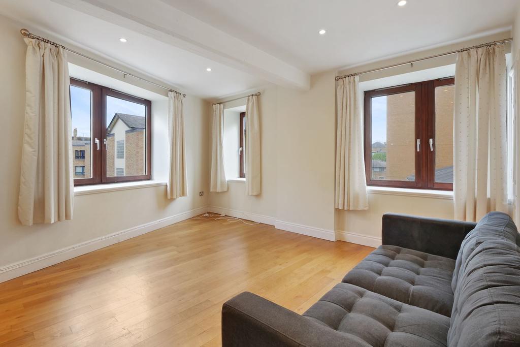 130 Wapping High Street, London, E1W 2 bed apartment - £600,000