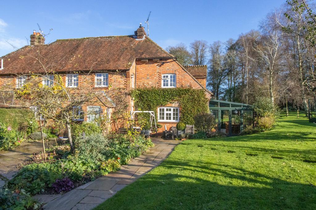 Preston Candover, Alresford 4 bed semi-detached house - £975,000