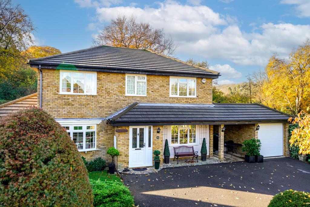 The Hawthorns Hemel Hempstead Hp3 4 Bed Detached House For Sale £925 000