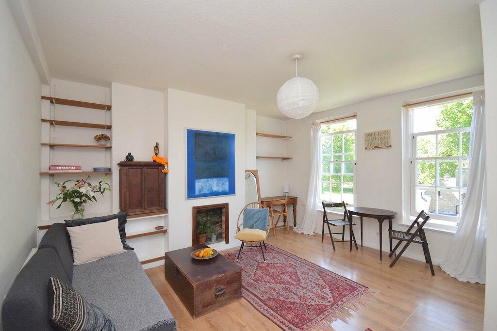 Exbury House, SW9 1 bed flat - £2,250 pcm (£519 pw)