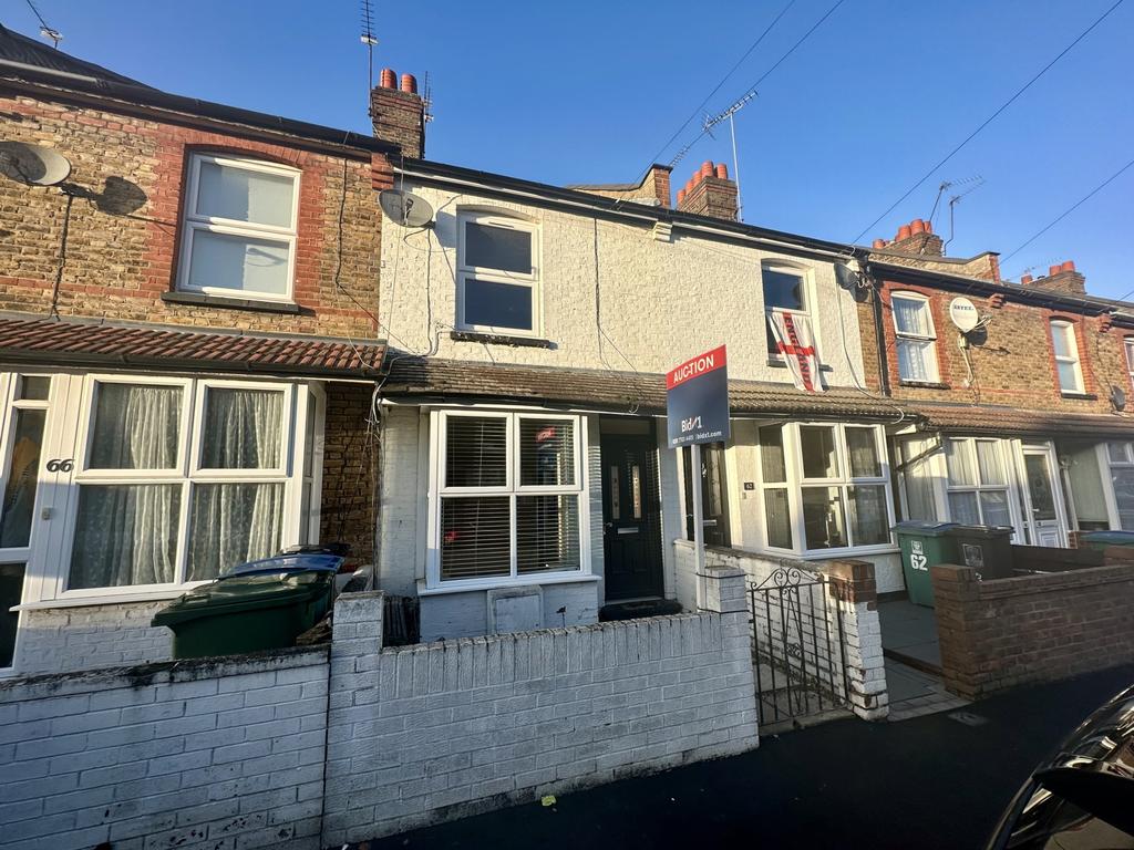 Brighton Road, North Watford, WD24 2 bed terraced house - £350,000
