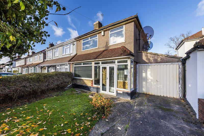 Raeburn Road, Sidcup, DA15 8RB 3 bed semi-detached house - £450,000