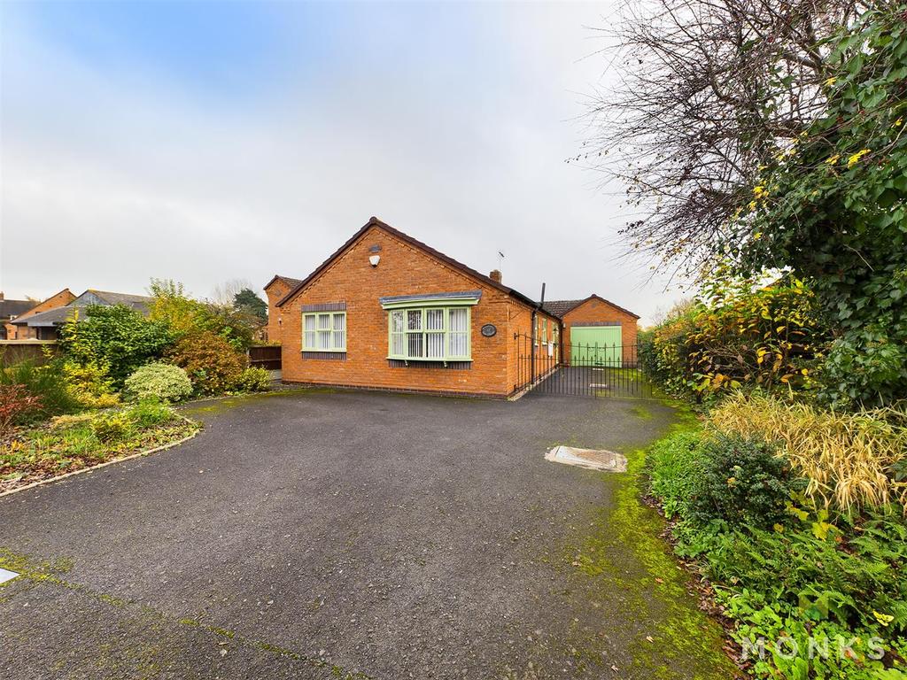 Drawwell Lane, Wem, 3 bed detached bungalow - £325,000