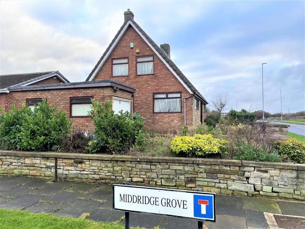 Middridge Grove, Billingham 2 bed detached house - £150,000