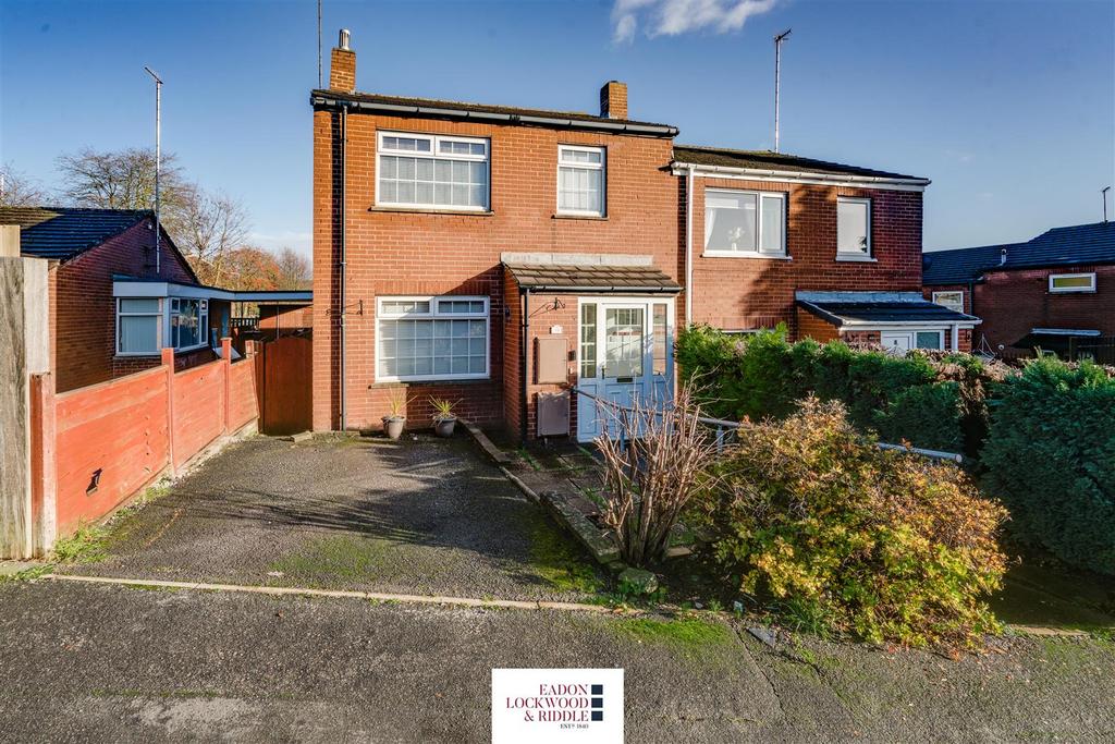 Furnival Way, Whiston, Rotherham 3 bed semi-detached house - £125,000