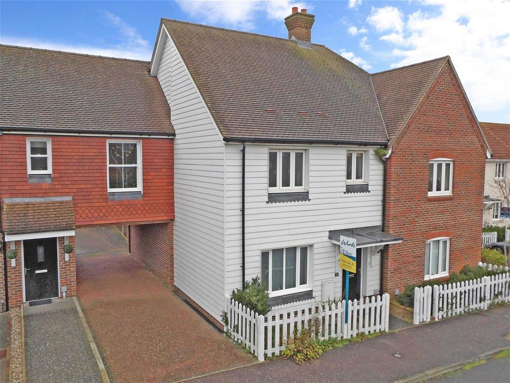 Springfield Drive, Rye, East Sussex 3 bed terraced house - £152,250