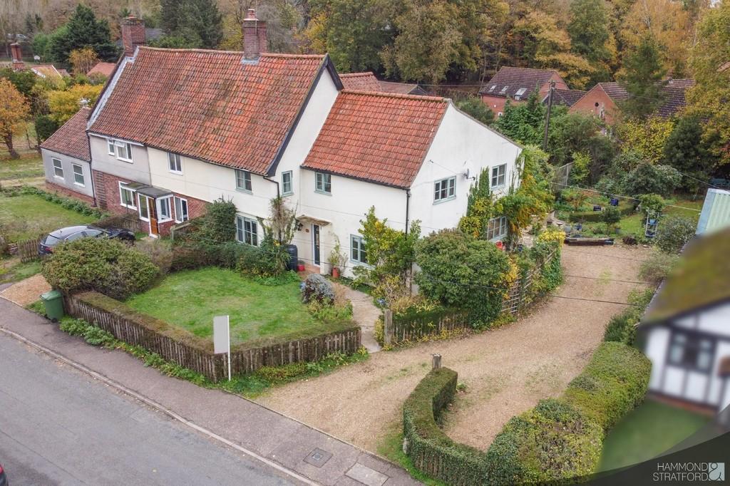 The Street, Honingham 4 bed end of terrace house - £490,000