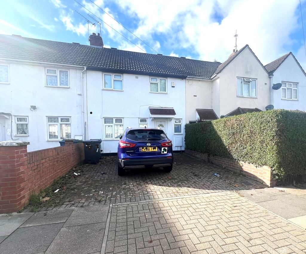 Kings Road, Harrow HA2 2 bed terraced house - £1,800 pcm (£415 pw)