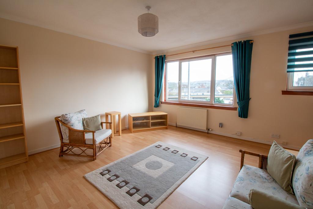 Gray Street, Aberdeen 3 bed apartment - £895 pcm (£207 pw)