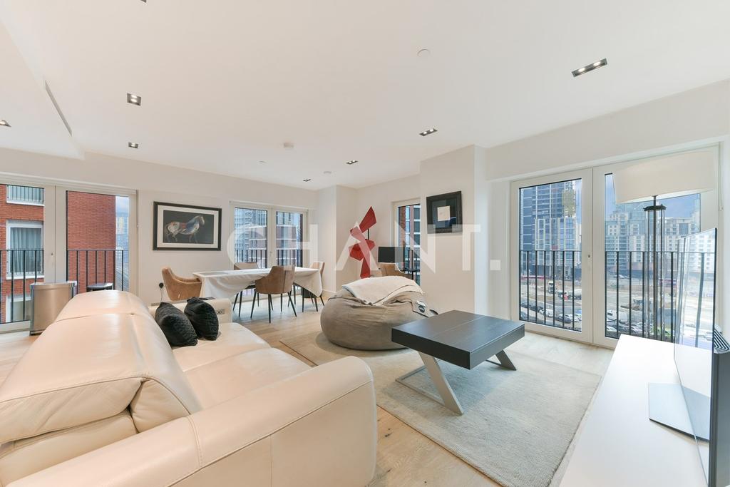 1 Exchange Gardens, London, SW8 2 bed apartment - £3,250 pcm (£750 pw)