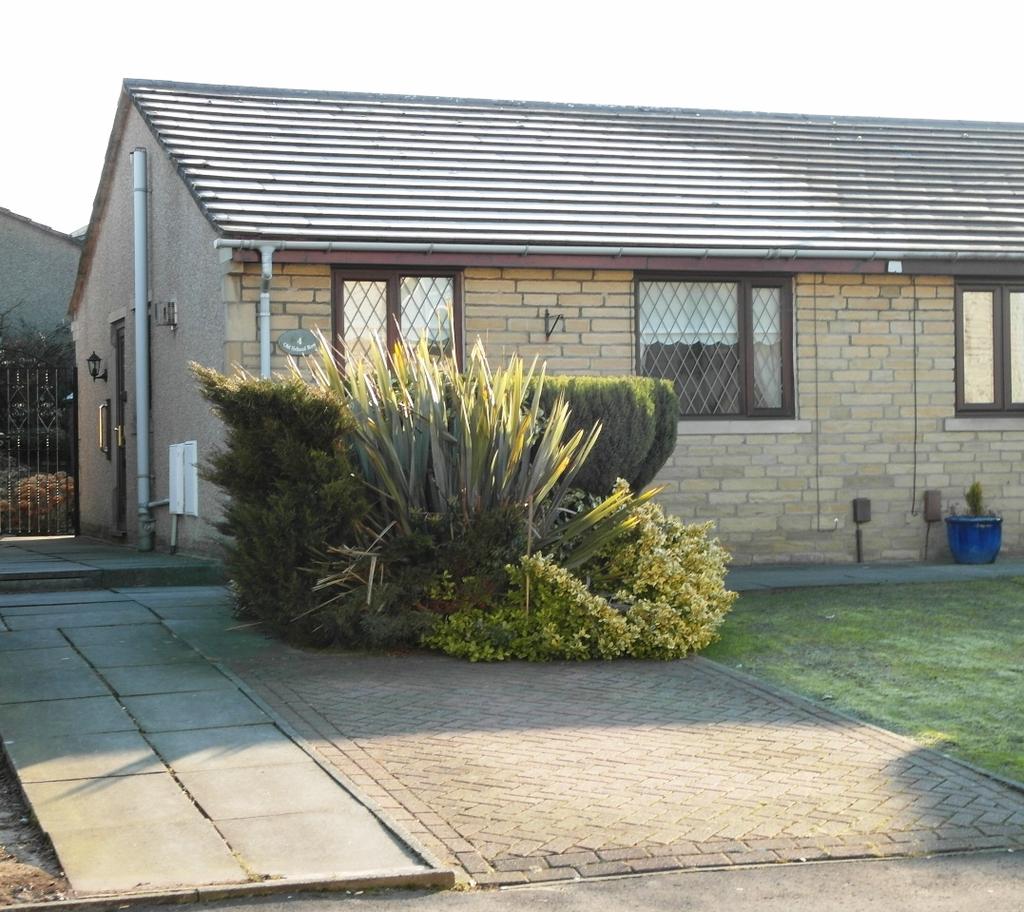 Old School Row, Dorset Street... 2 bed bungalow - £595 pcm (£137 pw)