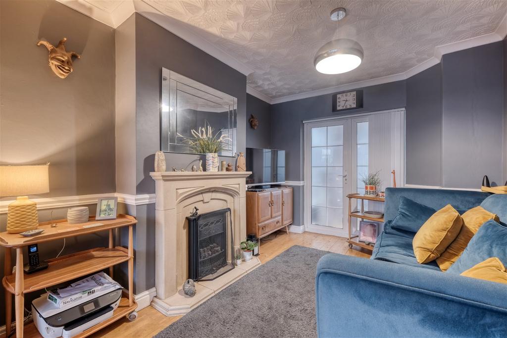 Kingshurst Road Northfield Birmingham B31 2ln 3 Bed Semi Detached