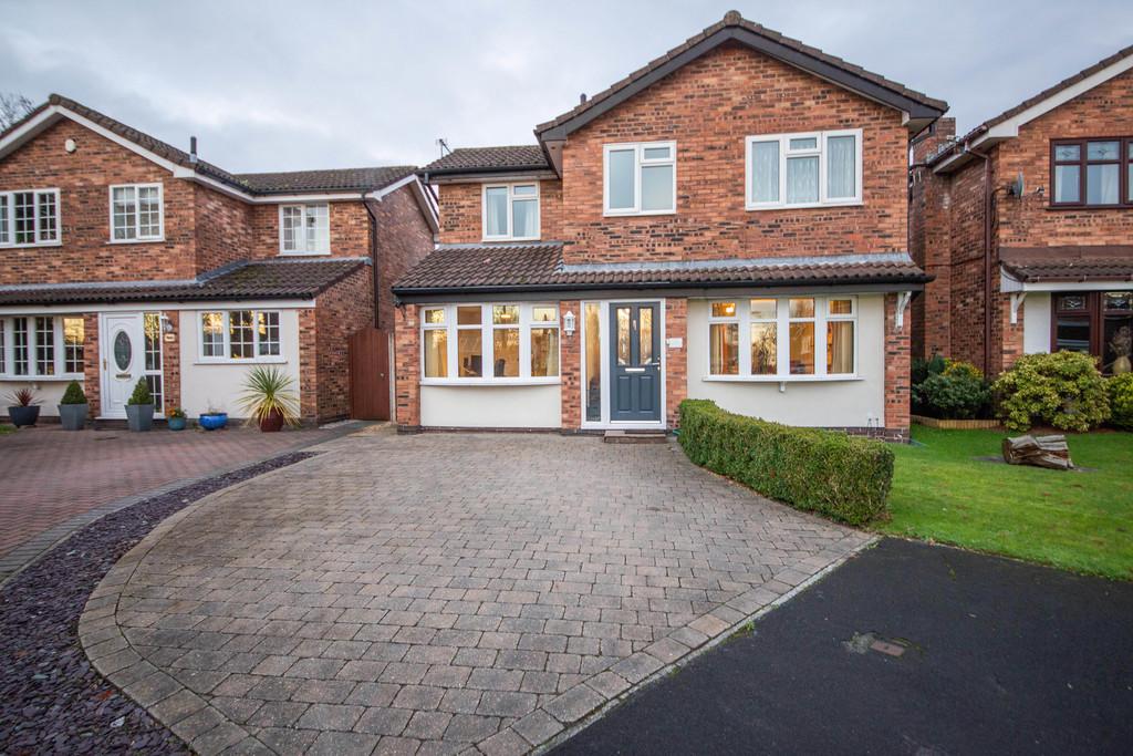 The Parchments, Newton-le-Willows 3 bed detached house - £395,000