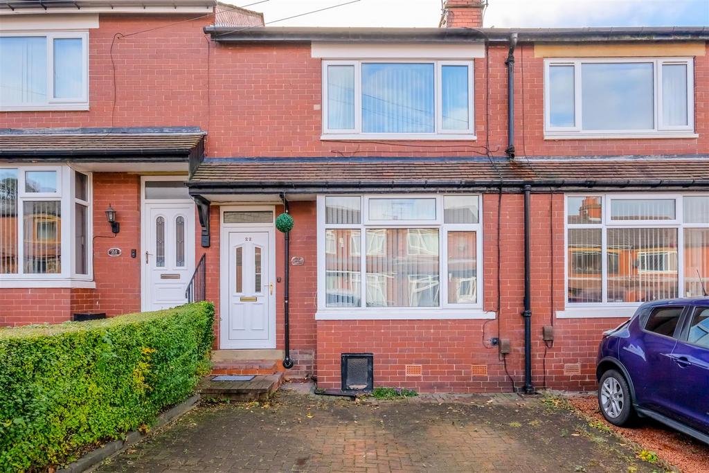 Scholey Road,Brighouse 2 bed terraced house - £165,000