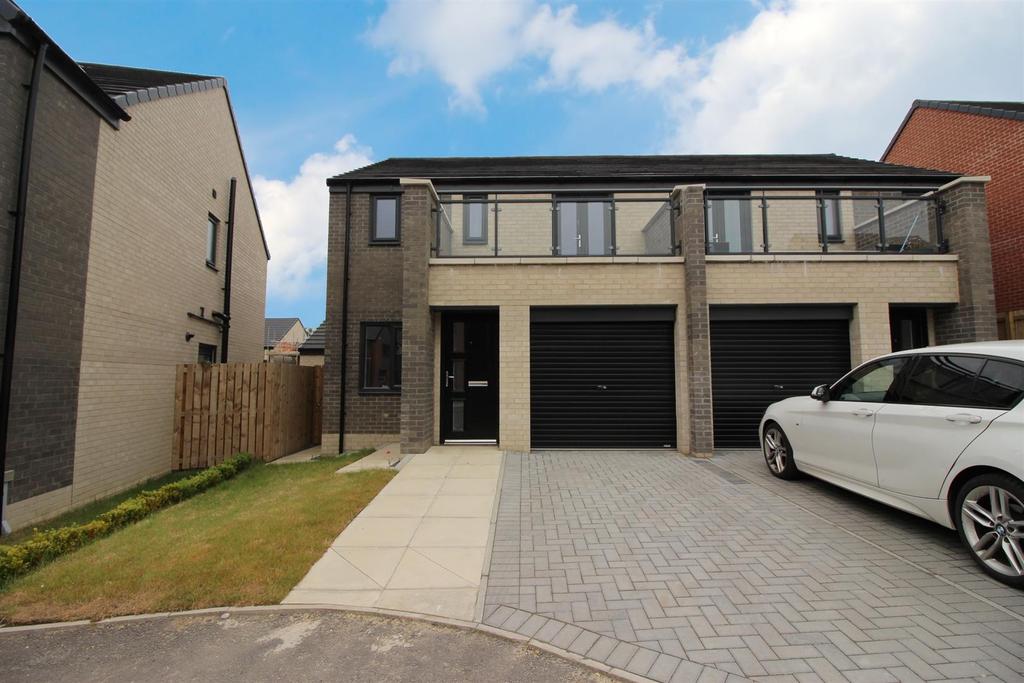 Porter Close, Aykley Heads, Durham 3 bed house - £950 pcm (£219 pw)