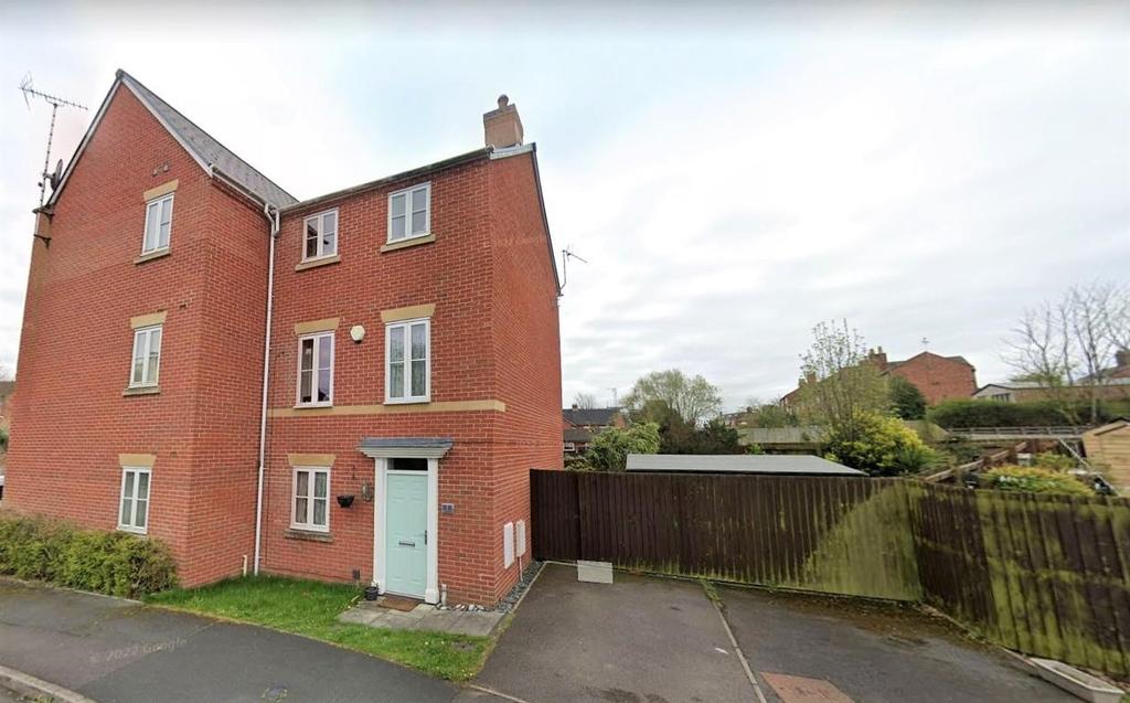 Darwin Court, Whitchurch 3 bed house for sale - £200,000