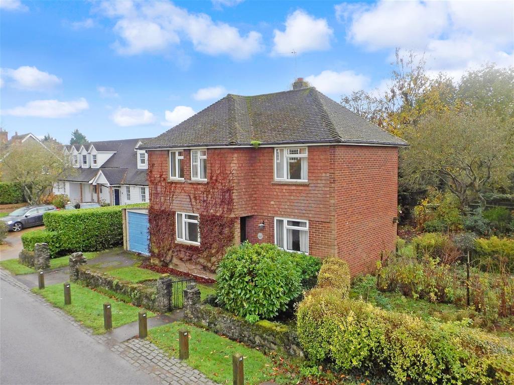 Teston Road, Offham, West Malling, Kent 3 bed detached house for sale