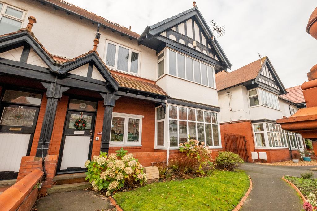Orchard Road, St Annes, FY8 4 bed semi-detached house - £380,000