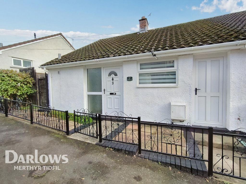 Nantycoed, Merthyr Tydfil 2 bed semi-detached house - £105,000