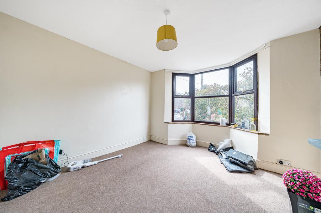 High Wycombe, Buckinghamshire, HP11 4 bed semi-detached house to rent ...