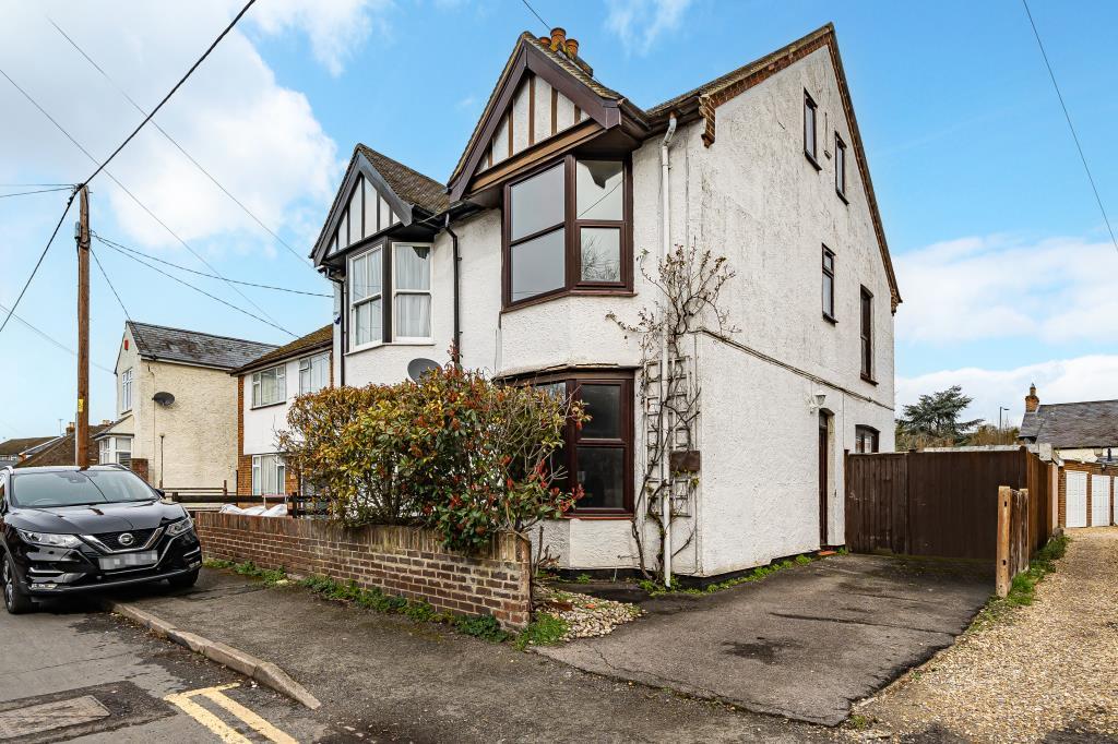 Fennels Road, Buckinghamshire, HP11 4 bed semi-detached house to rent ...