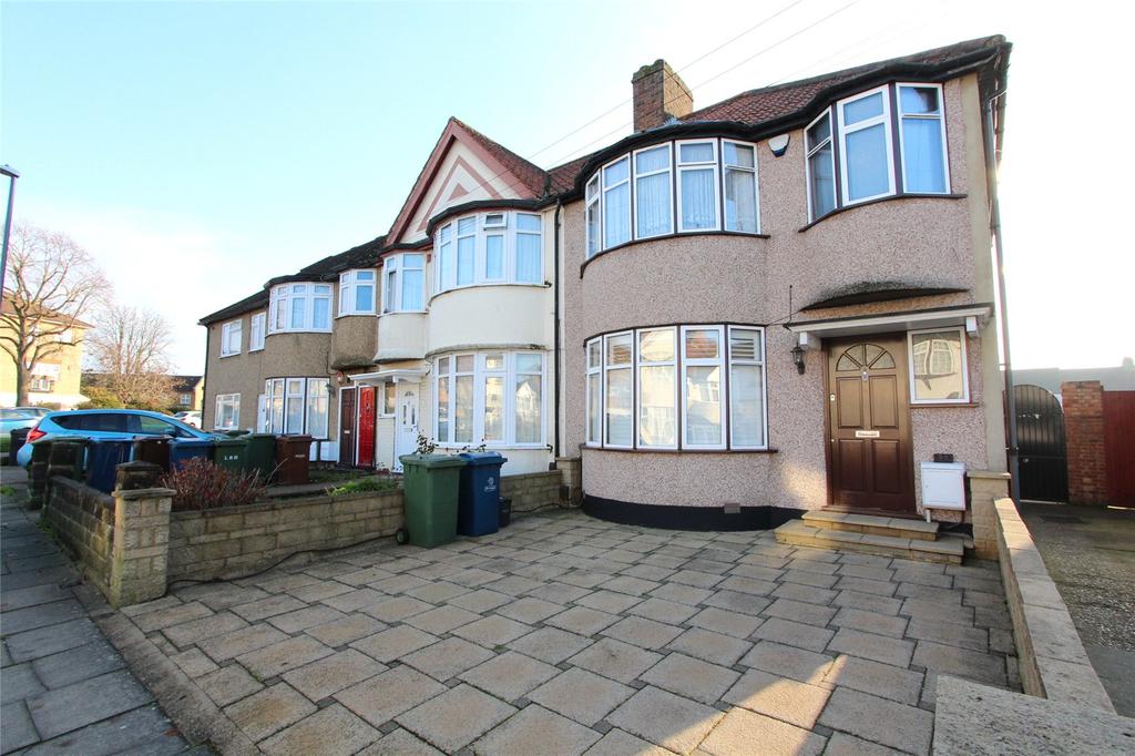 Cowbridge Road, Harrow, HA3 3 bed semi-detached house - £2,300 pcm (£ ...