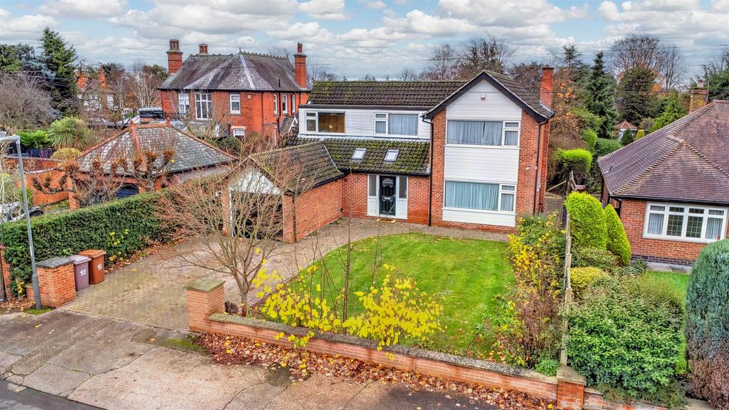 Haslemere Road, Long Eaton 4 bed detached house - £700,000