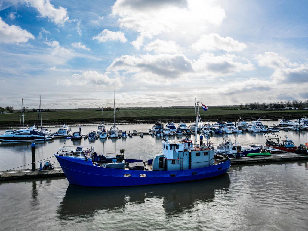 M V Bendix, Rochford, SS4 3 bed houseboat for sale - £130,000