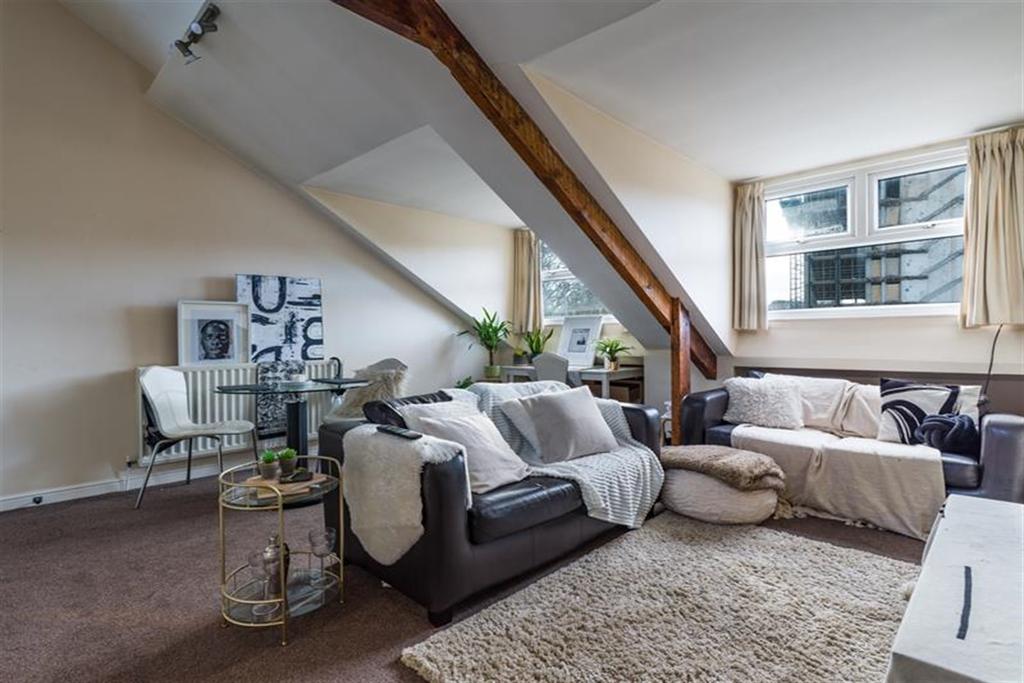 Osborne Terrace, Newcastle Upon Tyne 3 bed apartment - £1,560 pcm (£360 pw)