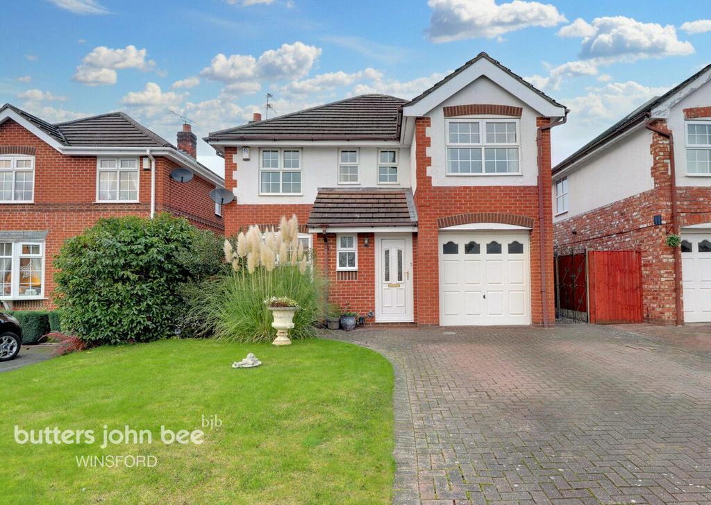 Beechfields, Winsford 4 bed detached house - £290,000