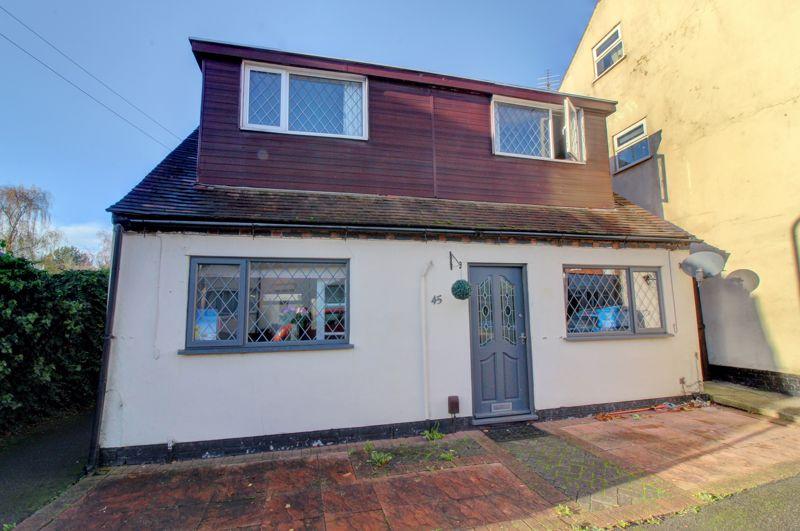 New Street, Burntwood, WS7 3XY 3 bed detached house - £160,000