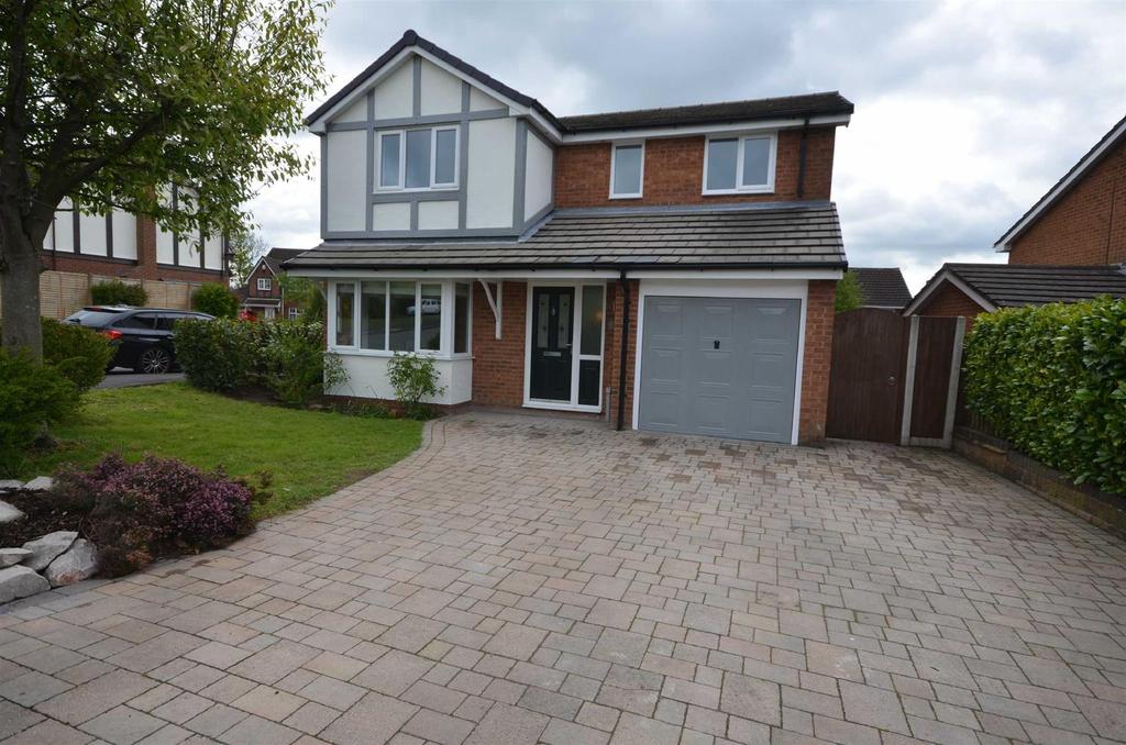 Cranmore Grove, Stone 4 bed detached house - £1,500 pcm (£346 pw)