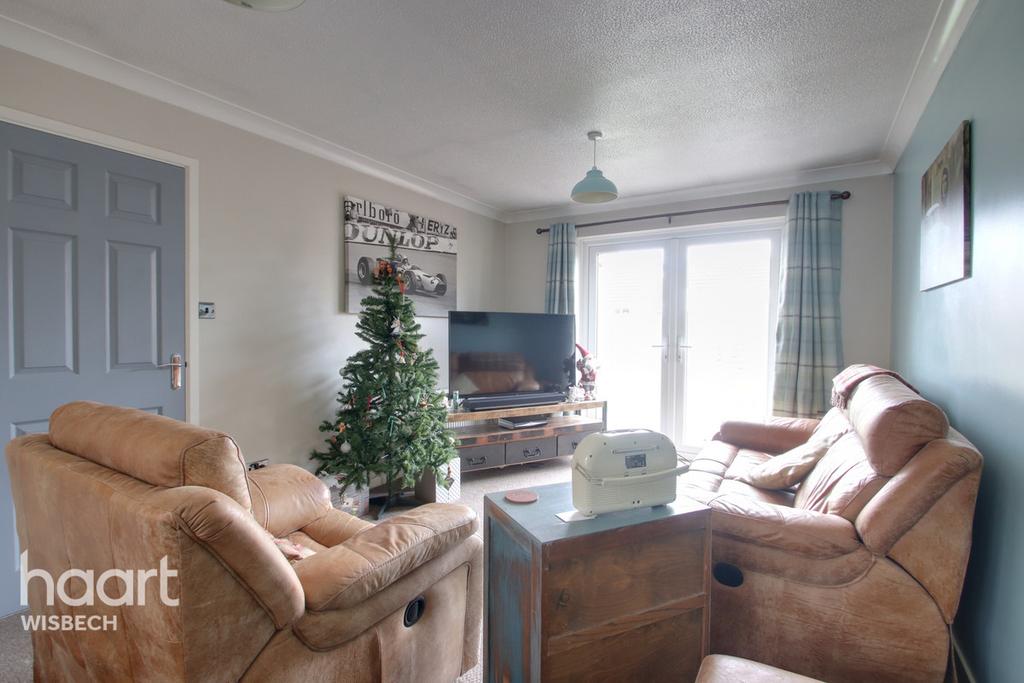 Malt Drive, Wisbech 2 bed detached bungalow - £230,000