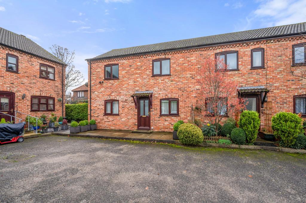 Millview Court, Horncastle, LN9 1 bed flat for sale - £110,000