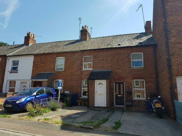 Causeway, Banbury 2 bed terraced house - £950 pcm (£219 pw)