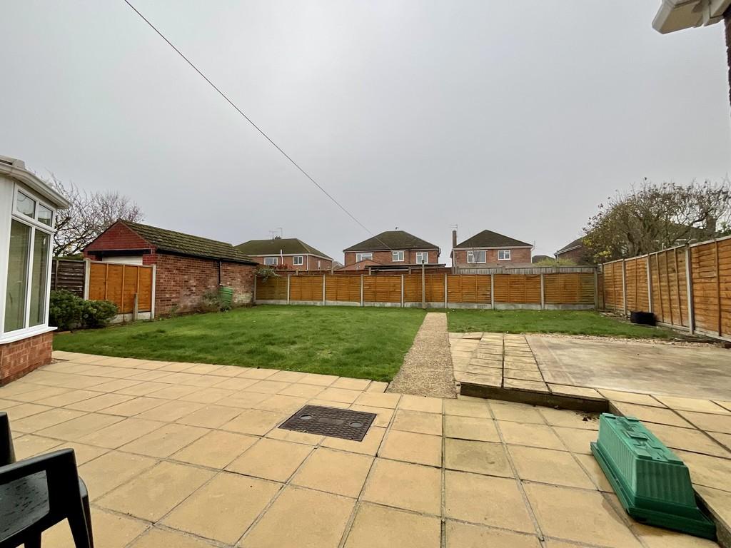 Baildon Crescent North Hykeham Lincoln 2 Bed Detached Bungalow £850