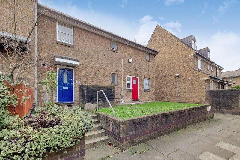 A bright first floor one bedroom... 1 bed apartment - £385,000