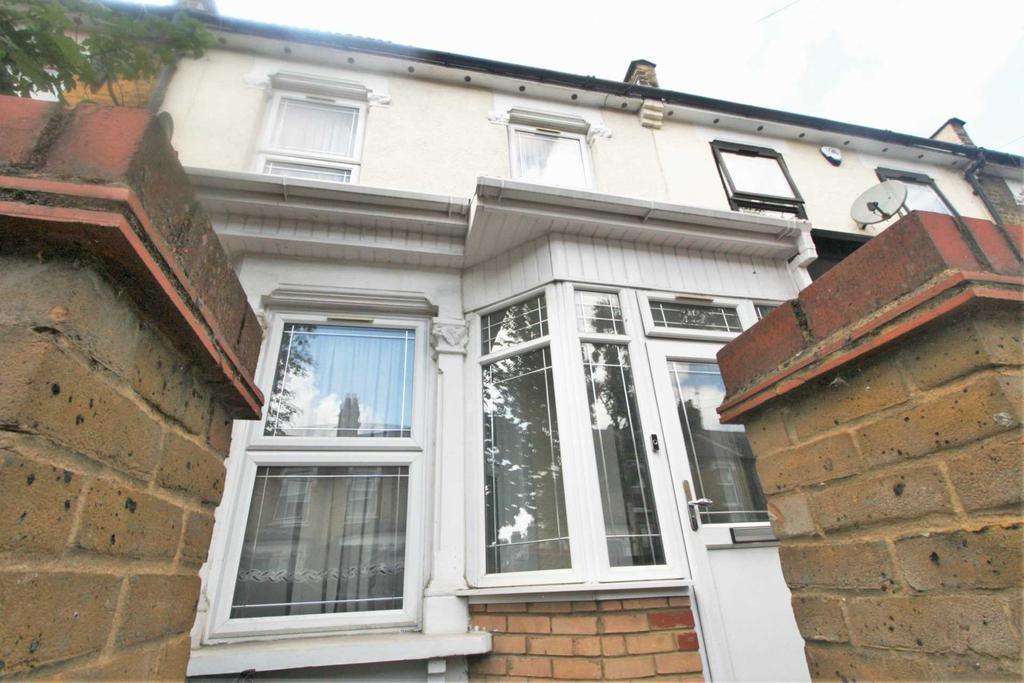 Nigel Road, Forest Gate 3 bed terraced house - £1,950 pcm (£450 pw)