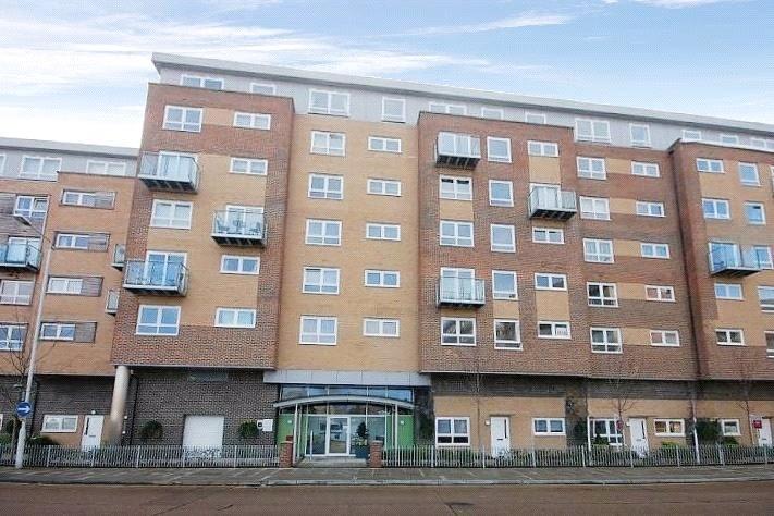 Cherrydown East, Basildon, SS16 1 bed apartment - £1,000 pcm (£231 pw)