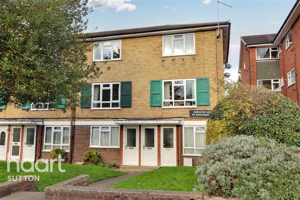 Worcester Road, Sutton 2 bed maisonette - £1,395 pcm (£322 pw)