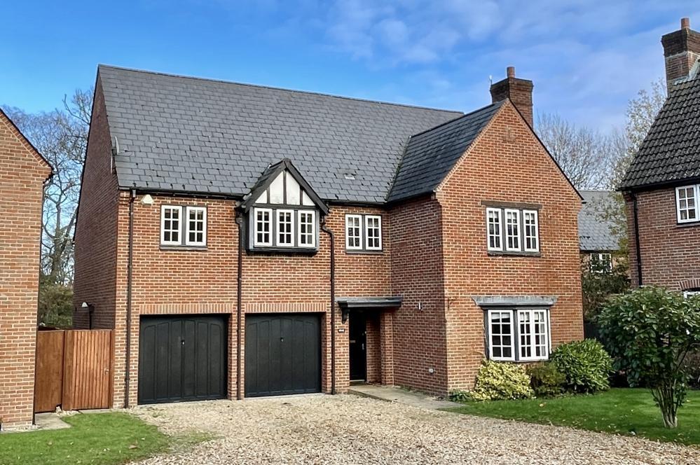 Matchams Close, Ringwood, BH24 2BZ 4 bed detached house for sale - £735,000