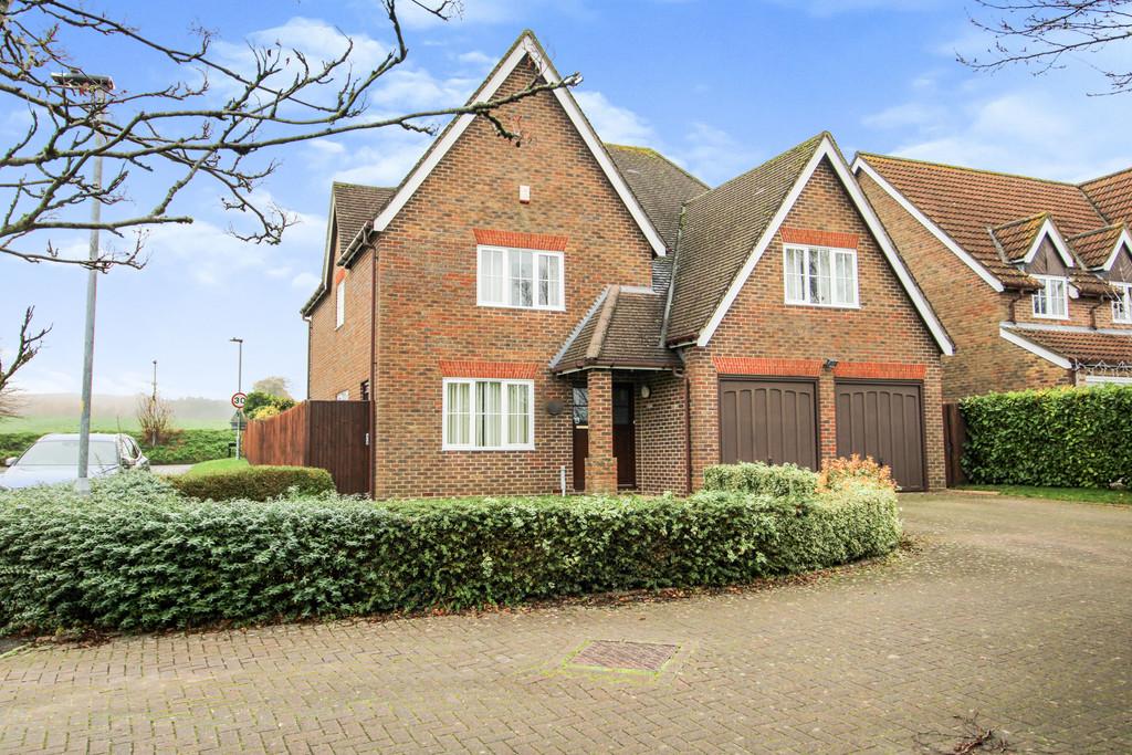 Wansdyke Road, Great Bedwyn 5 bed detached house - £725,000