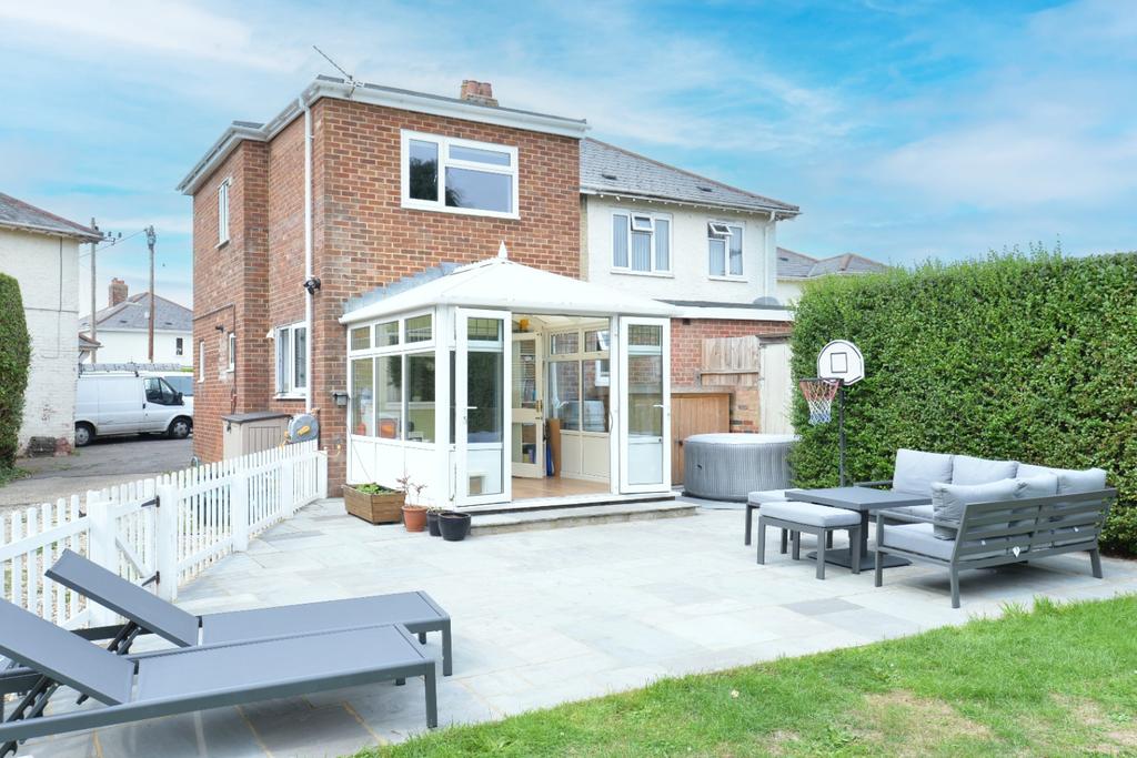 Franklin Road, New Milton, BH25 3 bed semi-detached house - £449,950