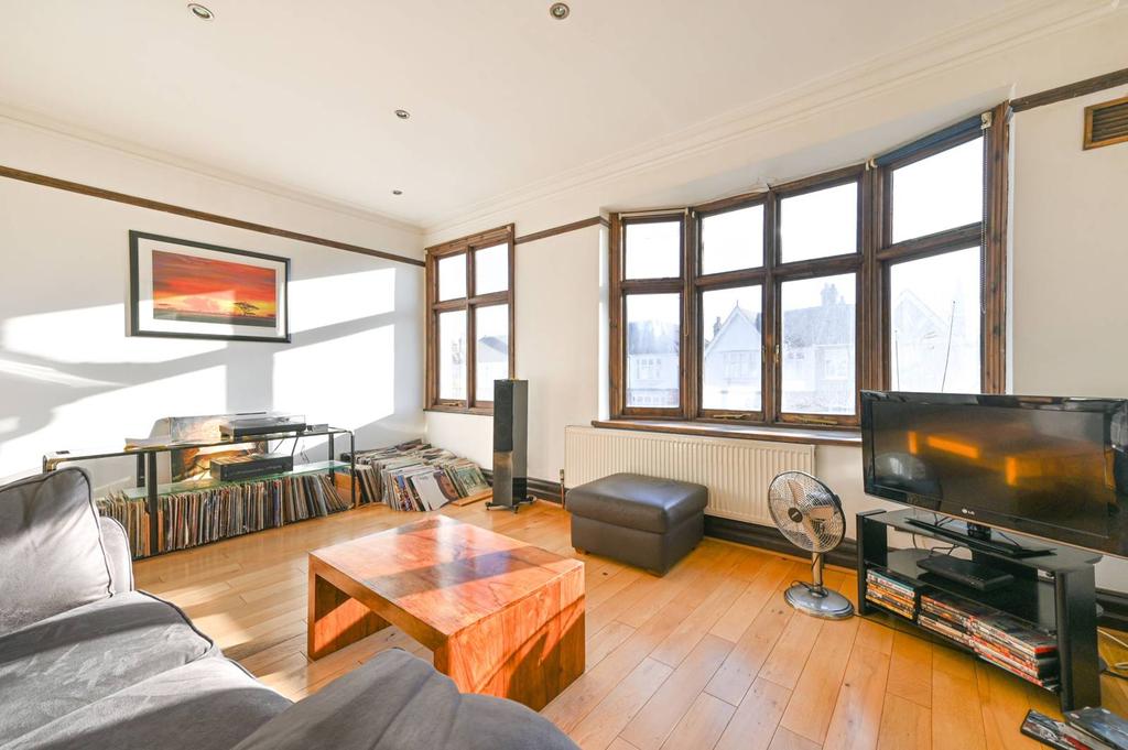 Arran Road, Catford, London, SE6 1 bed flat - £340,000