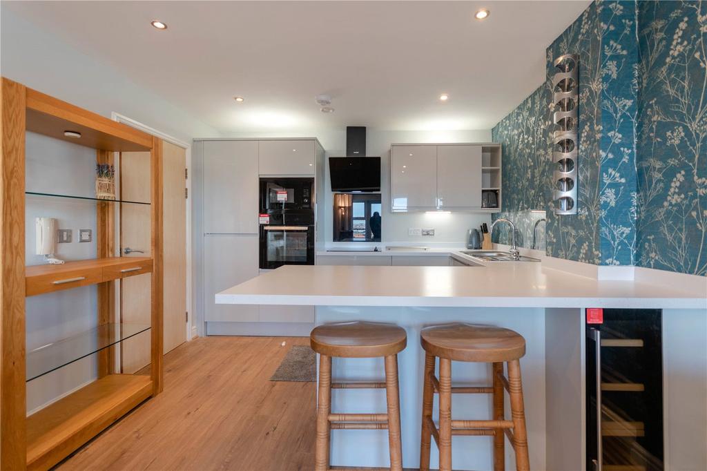 The Bar, St James Gate, Newcastle... 2 bed flat - £1,295 pcm (£299 pw)