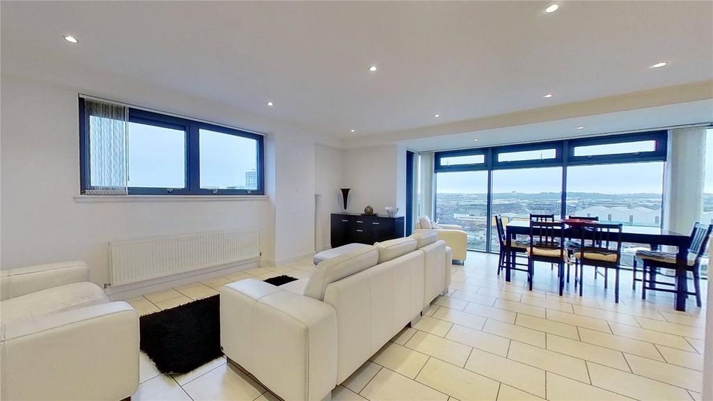 Meadowside Quay Square, Glasgow, G11 2 bed flat - £1,495 pcm (£345 pw)