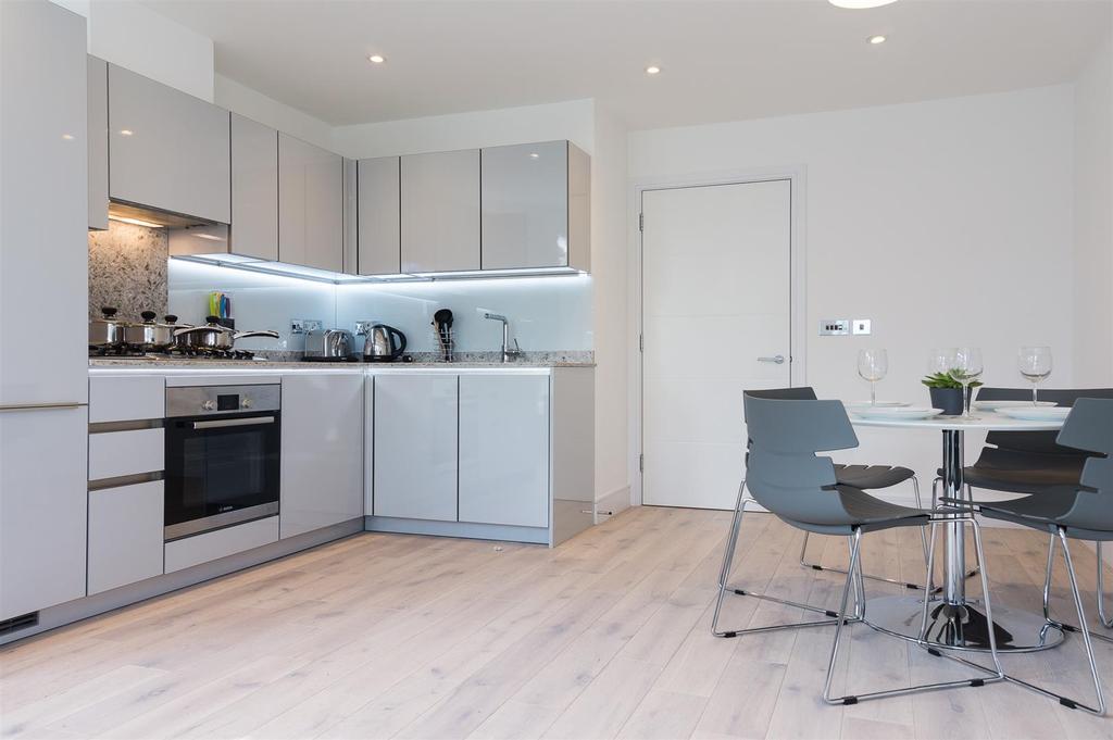 Ostro House, Finchley Road, Hampstead 1 bed apartment - £1,842 pcm (£ ...