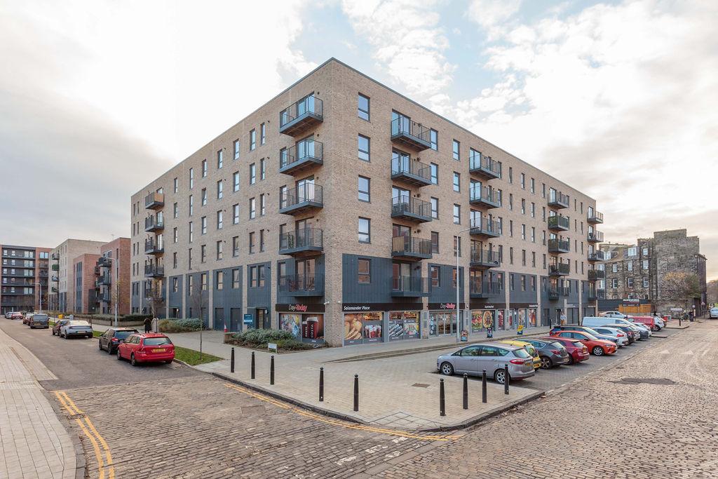2/2 Ropemaker Street, Leith... 1 bed flat - £199,500